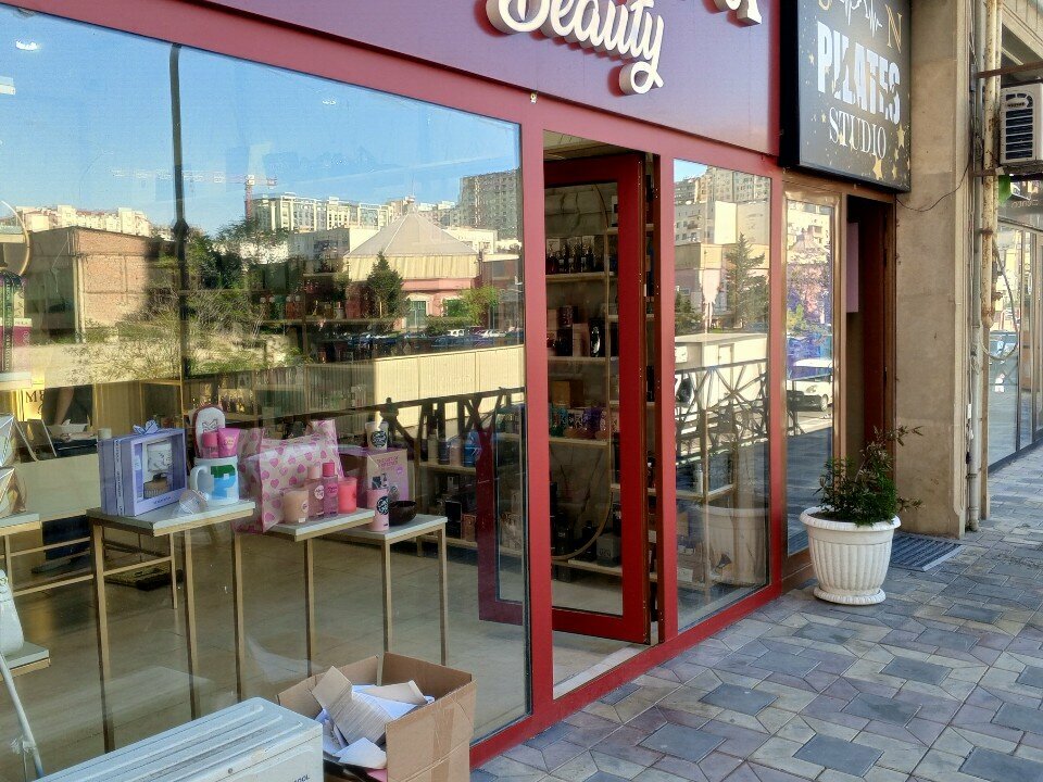 Kozmetik ve parfümeri mağazaları Meyra Beauty, Bakü, foto