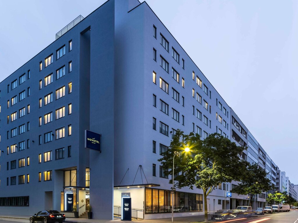 Otel Novotel Suites Wien City, Viyana, foto