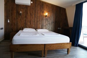 Astroia Butik Otel (Suluca Mah., Dumlupınar Cad., No:189, Lapseki, Çanakkale), otel  Lapseki'den