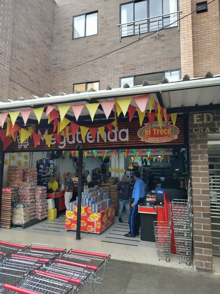 Market Superstore the Thirteen, Medellin, foto