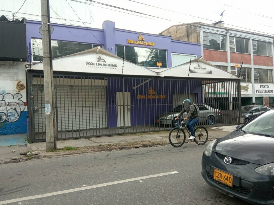 Spor mağazaları Rollmachine, Bogota, foto