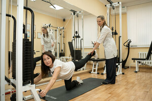 Vladimir Grinin Rehabilitation and Therapeutic Massage Center (Ostrovskogo Street No:20), tıp merkezleri ve klinikler  Ulyanovsk'tan