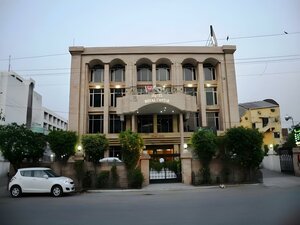 Hotel Royal Castle (State of Punjab, City of Amritsar), otel  Amritsar'dan