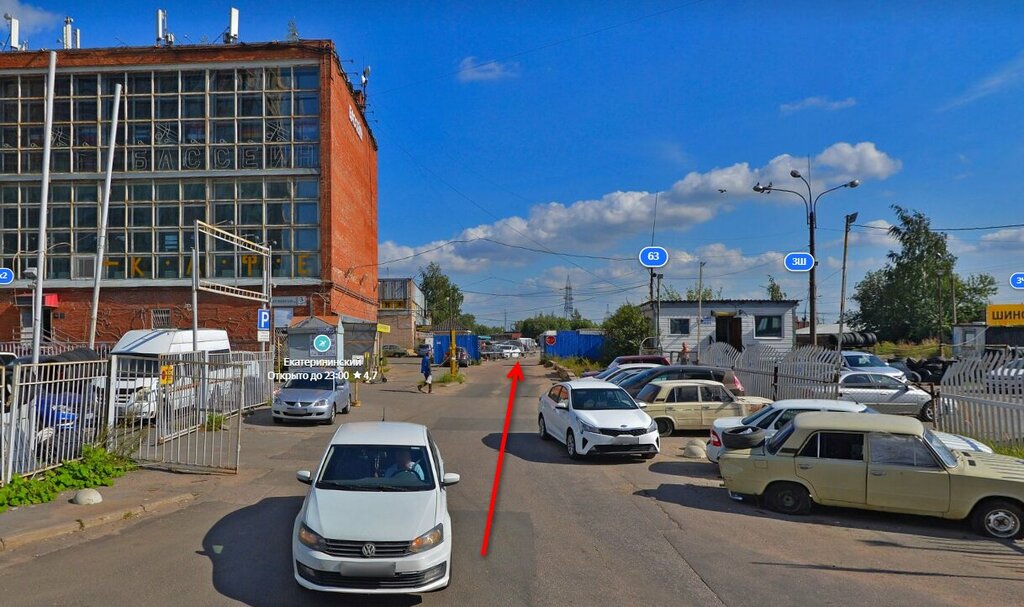 Kamyonların onarımı TechnoPart, Saint‑Petersburg, foto