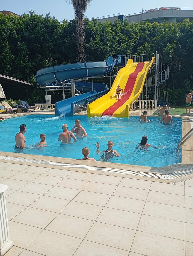 Emlak ofisi Mthomesestate Büşra Yavuz, Alanya, foto