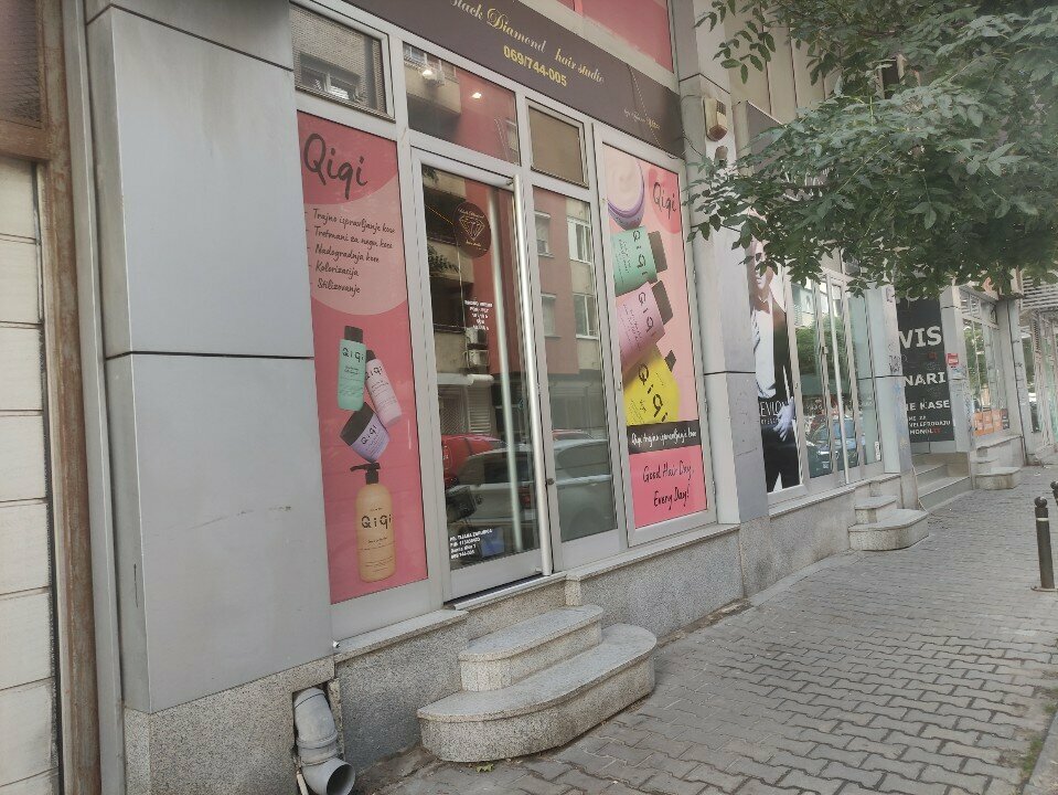 Mefruşat Qiqi, Novi Sad, foto