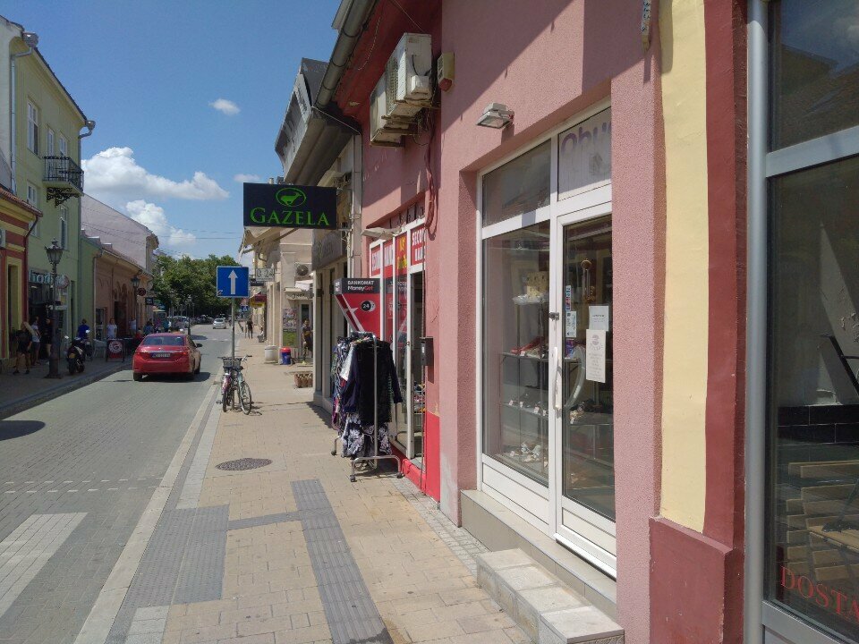 Ayakkabı mağazaları Petras 5, Novi Sad, foto