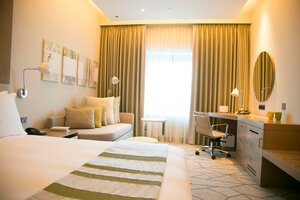 Holiday Inn & Suites Dubai Festival City (Tulip Inn Building Qusais, Al Qusais 1, Deira, Dubai), otel  Dubai'den