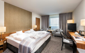 Maritim Airport Hotel Hannover (Flughafenstraße No:5, City of Hanover, Hannover), otel  Langenhagen'dan