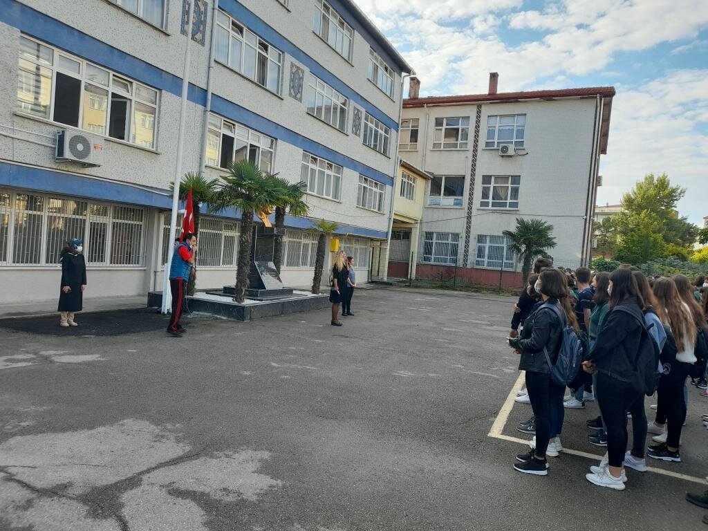 Lise Ertuğrul Gazi Anadolu Lisesi, Bafra, foto
