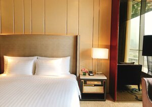 Yiwu Marriott Hotel (Xinjiang Uyghur Autonomous Region, Town of Yiwu), otel  Yiwu'dan