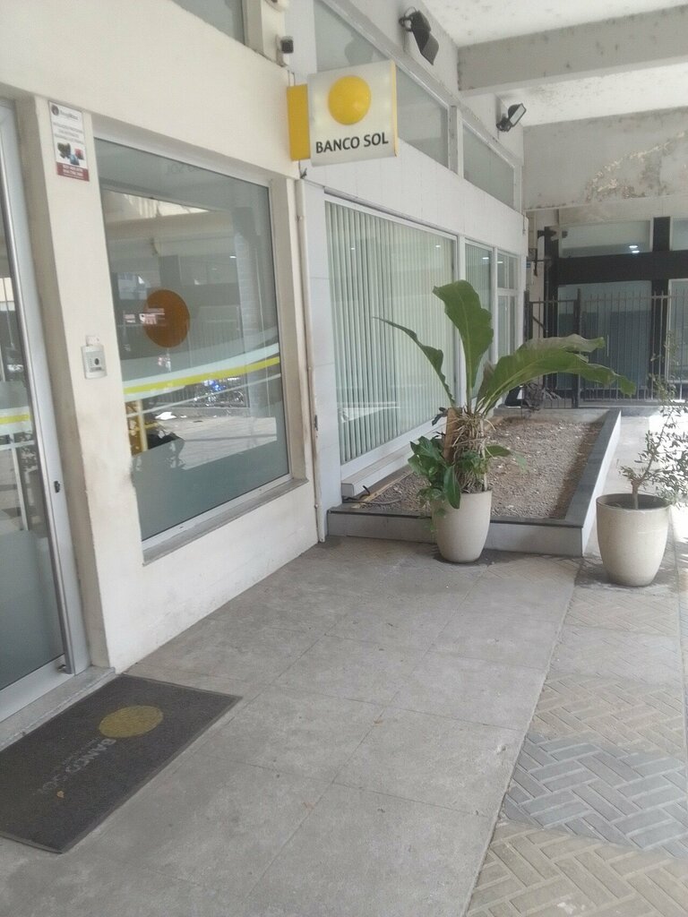 Banka Banco sol, Loanda, foto