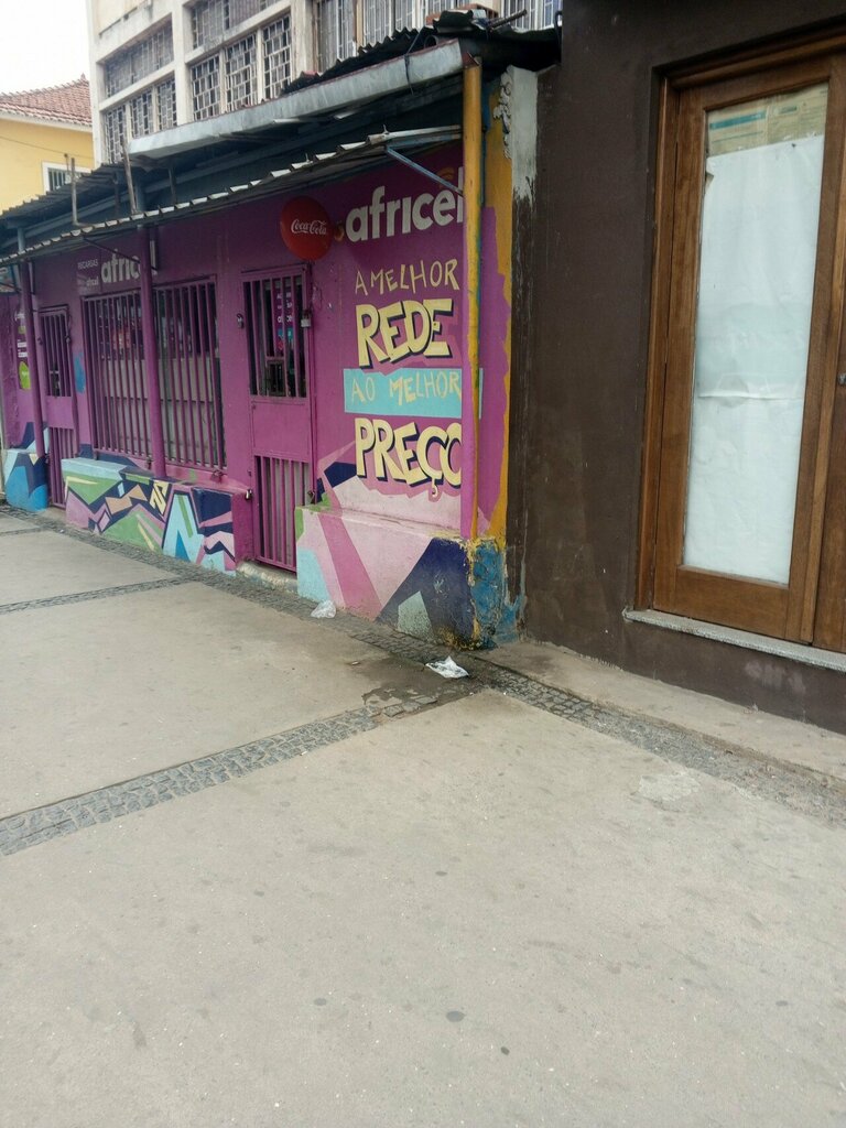Mini-market Africell, Loanda, foto