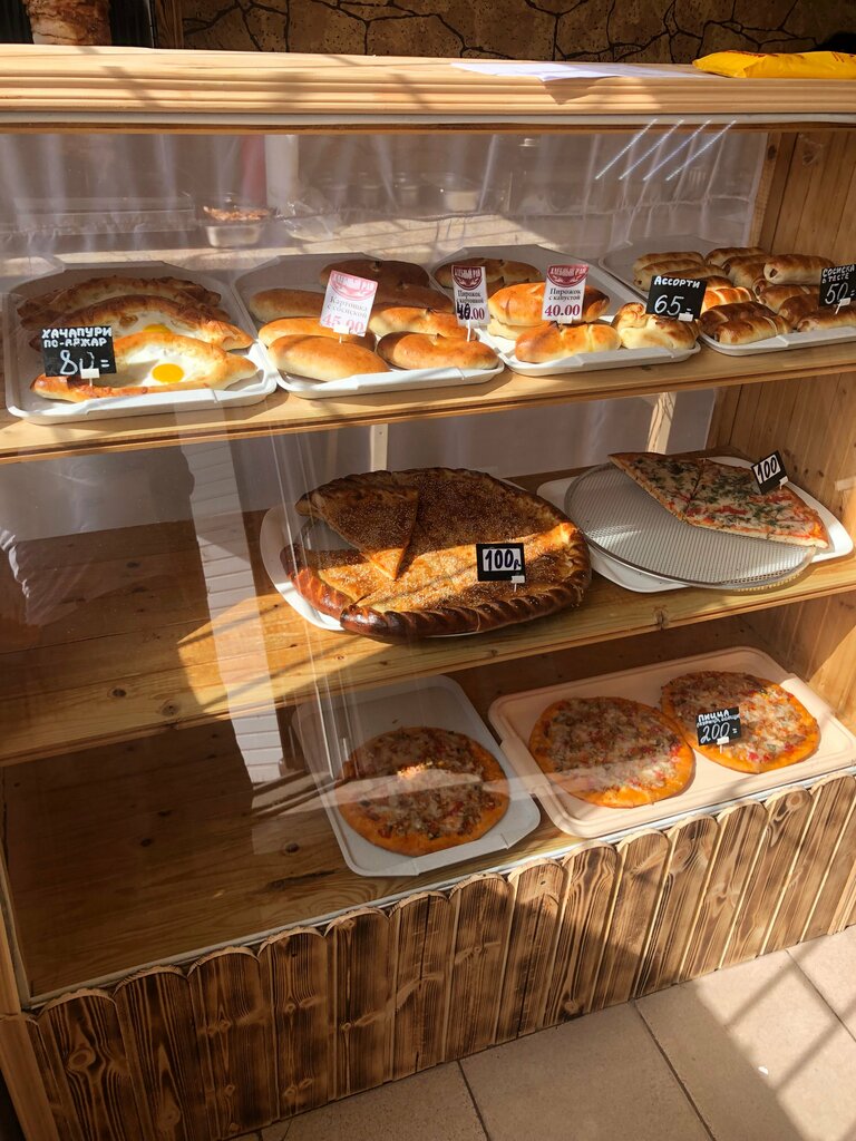 Ekmek fırını Хлебный рай, Jeleznogorsk, foto