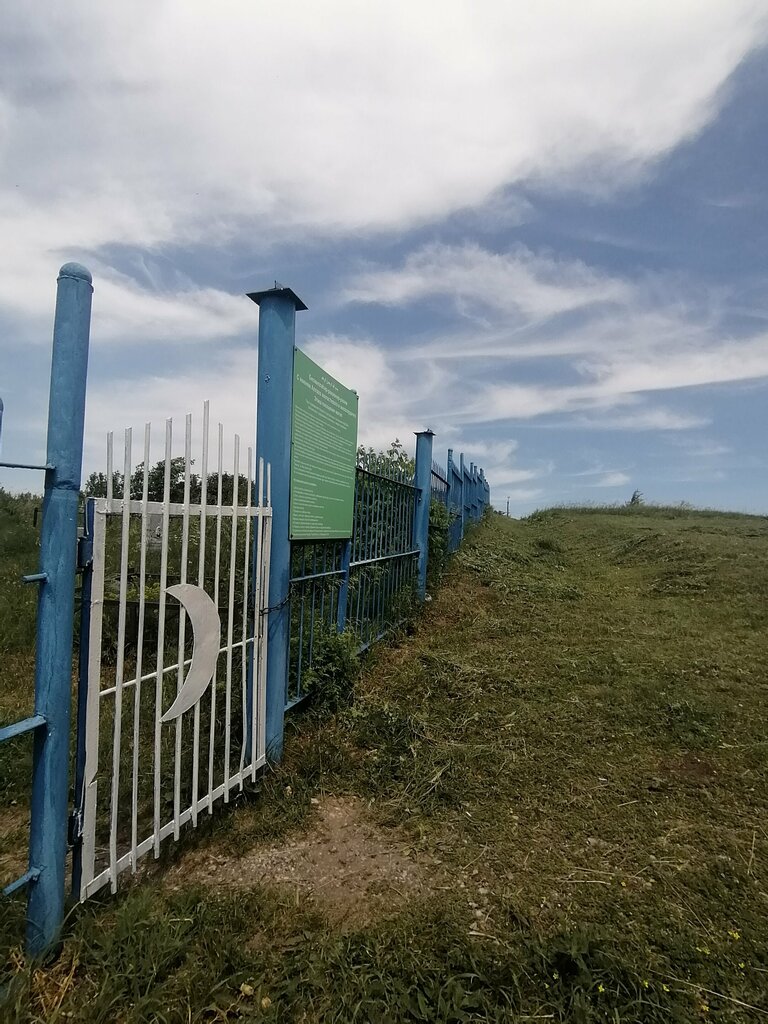 Mezarlıklar Татарское кладбище, Volsk, foto