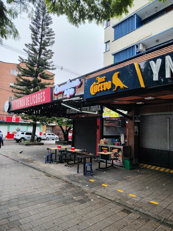 Kafe Comellna La 70, Medellin, foto