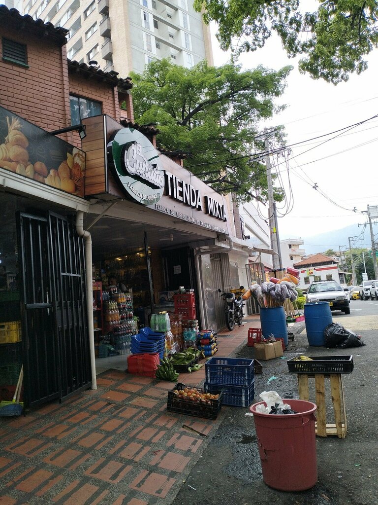 Süpermarket Tienda Mixta El Cuñado, , foto