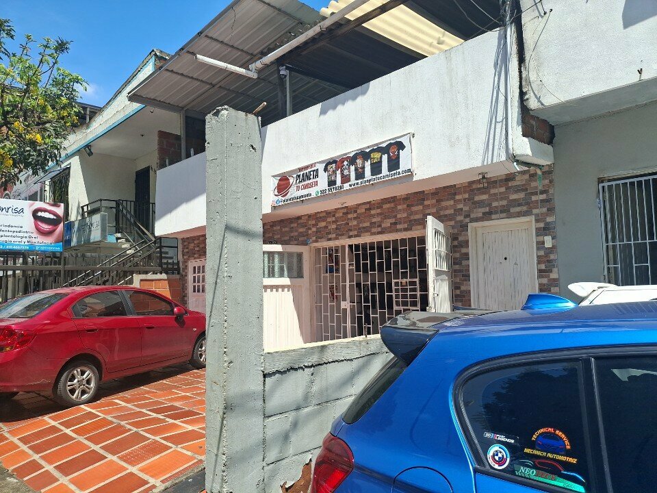 Giyim mağazası Planeta Tu Camiseta, Cali, foto