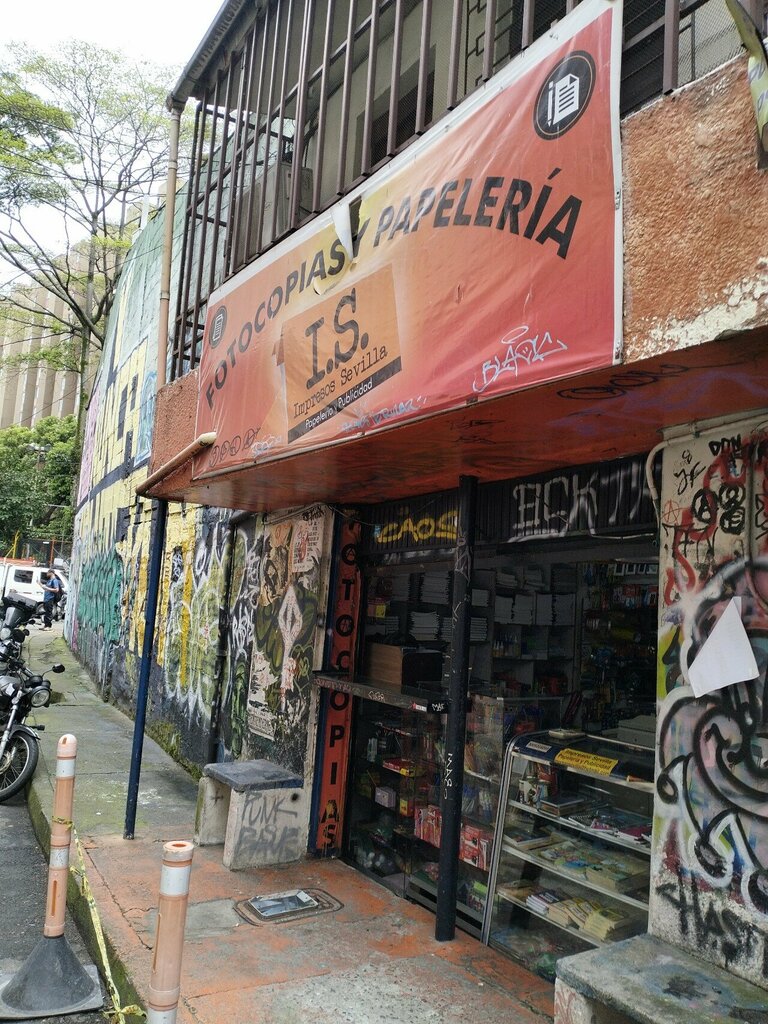 Kırtasiyeler Impresiones Sevilla, Medellin, foto