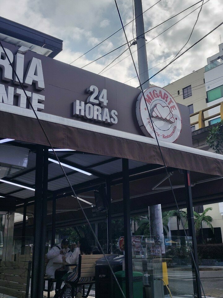 Restoran Panaderia restaurante migarte, Medellin, foto