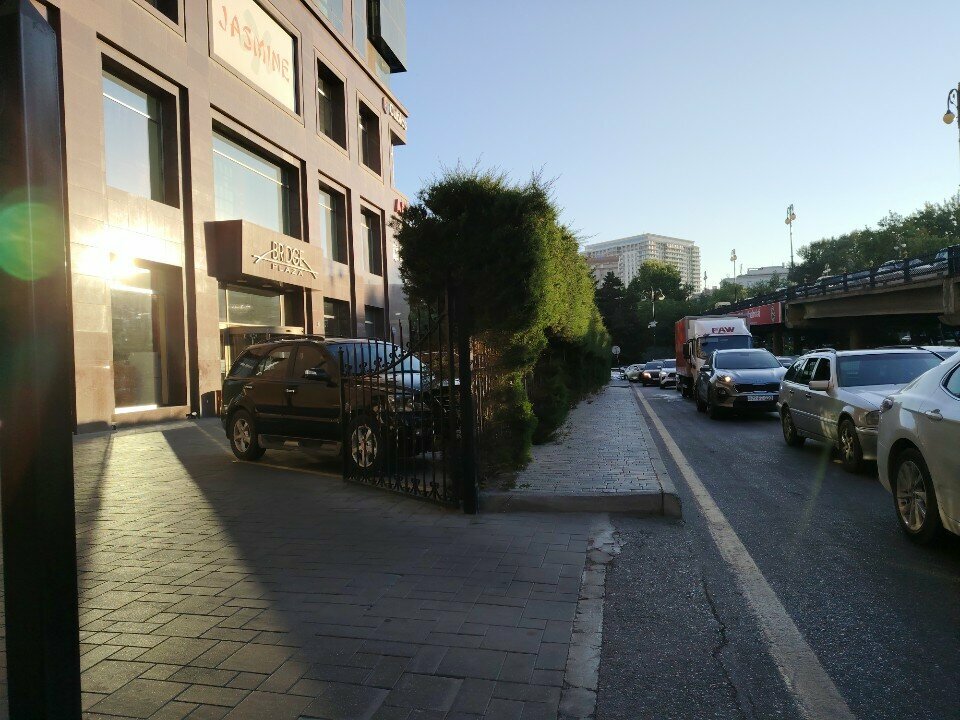 Banka Paşa Bank Asc-nin bankomatı, Bakü, foto