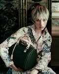Carolina Herrera (15/8, Crescent Drive Street, Dubai Festival City, Ras Al Khor, Dubai), kozmetik ve parfümeri mağazaları
