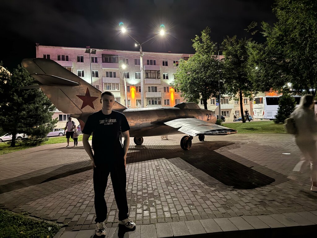 Teknoloji anıtı Истребитель МиГ-15, Vitebsk, foto