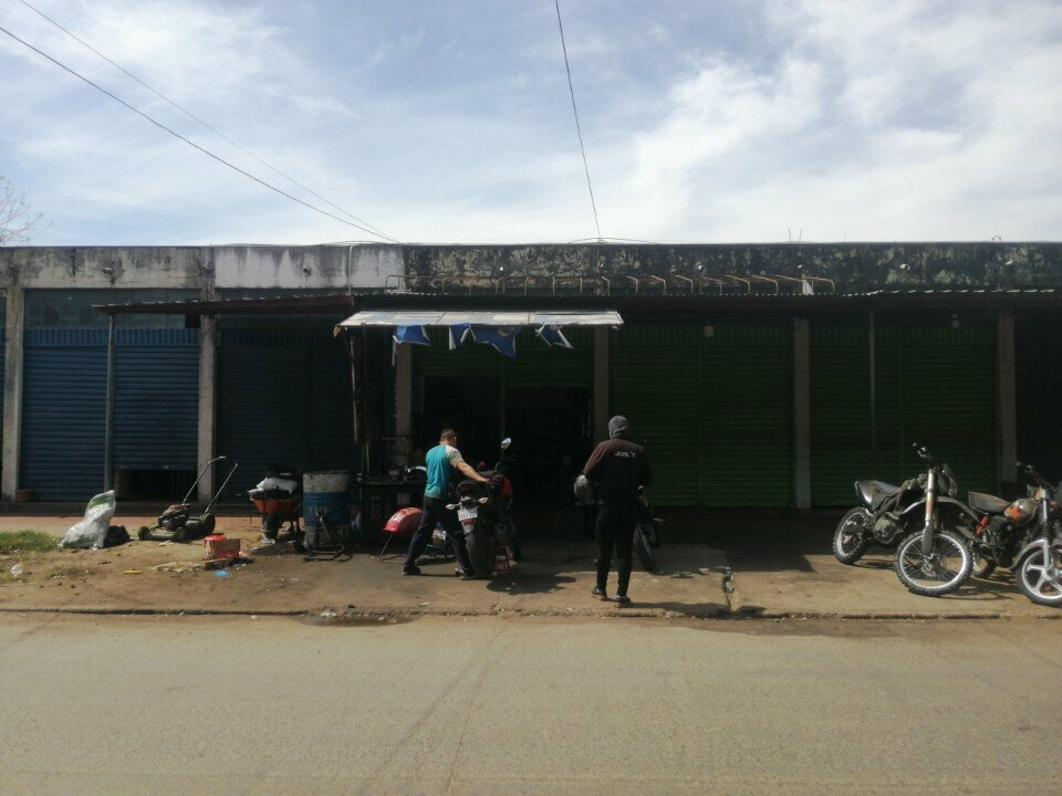 Motosiklet tamiri Los Cumpas Motorcycle Workshop, Santa‑Krus, foto