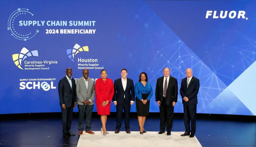 Yönetim ofisi Fluor, Atırav, foto