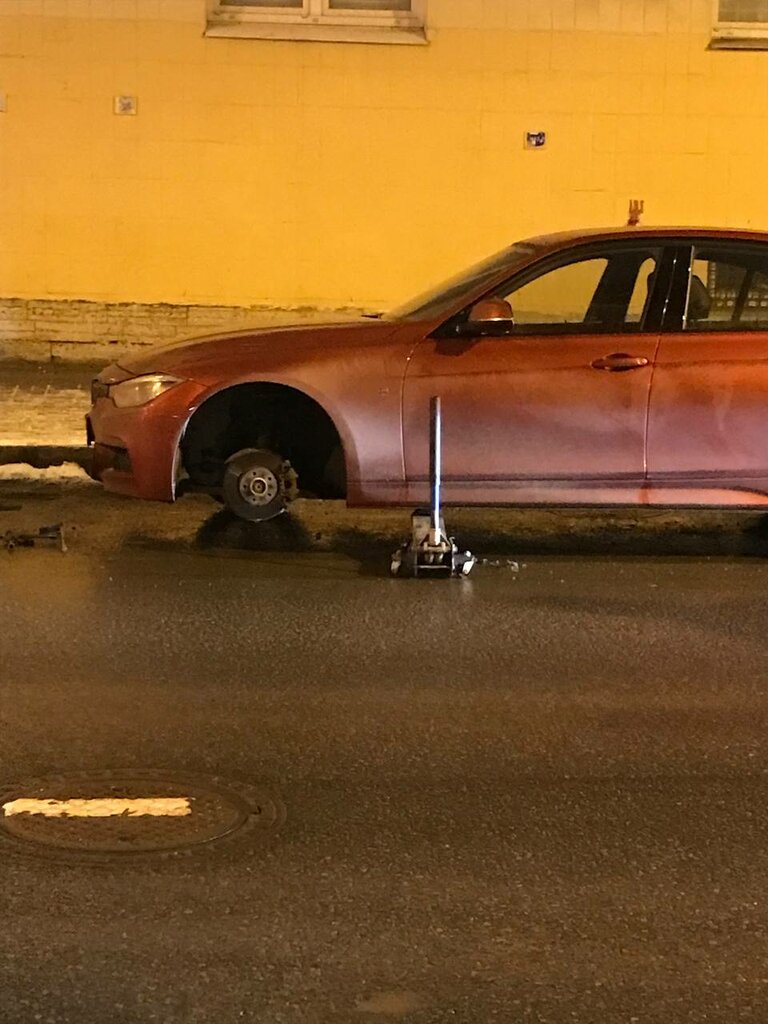 Oto lastik tamiri Шиномонтаж, Saint‑Petersburg, foto