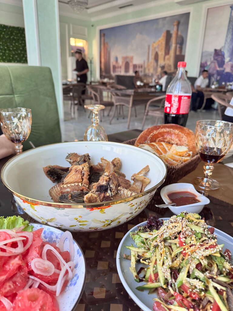 Kafe Ok Saroy, Semerkant eyaleti, foto