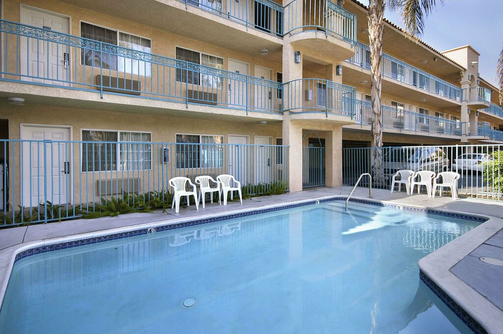 Otel Days Inn by Wyndham Riverside Tyler Mall, Riverside, foto