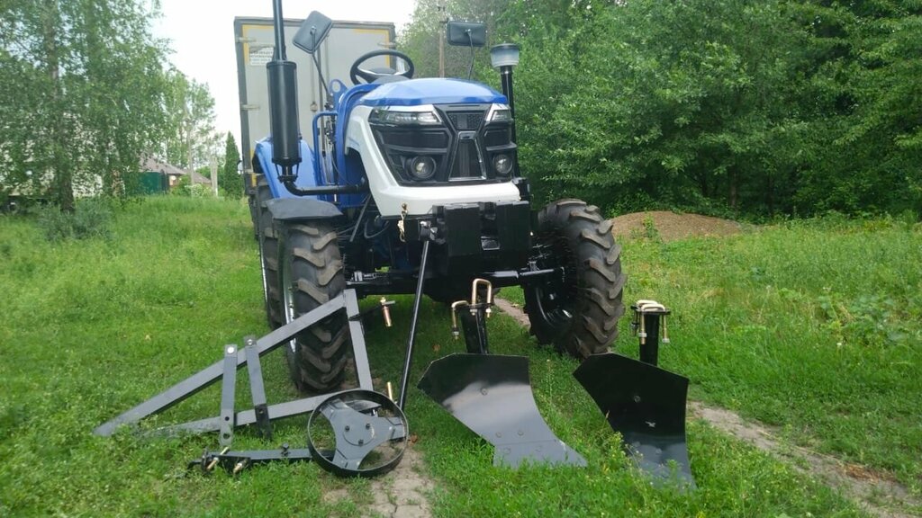 Tarım makineleri, ekipmanlar Тракторный завод Русич, Stavropol, foto