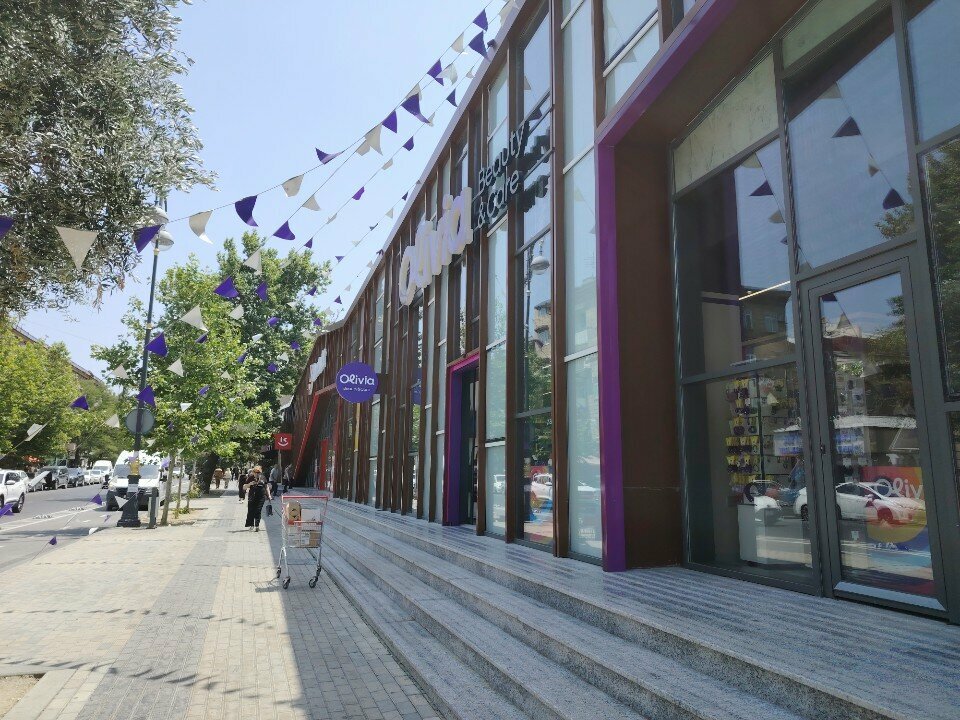 Kozmetik ve parfümeri mağazaları Olivia, Bakü, foto