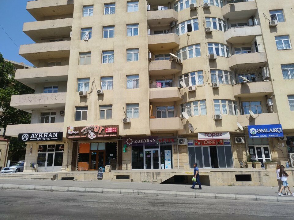 Eczaneler Zəfəran aptek, Bakü, foto
