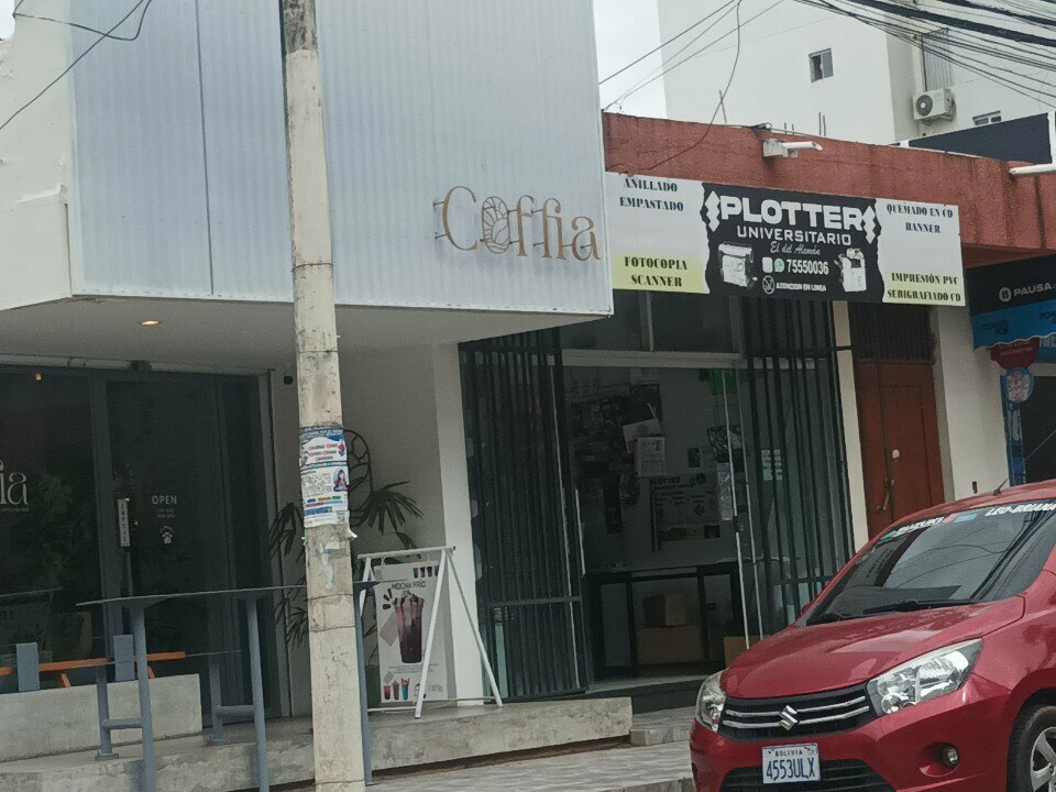 Yönetim ofisi Plotter Universitario, Santa‑Krus, foto