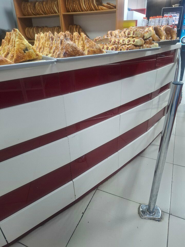 Ekmek fırını Tandoor Bread Kiosk, Astana, foto