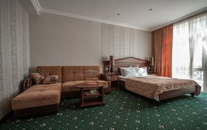Rubicon (Алупкинское шоссе No:15В, посёлок городского типа Гаспра), otel  Kırım Cumhuriyeti'nden