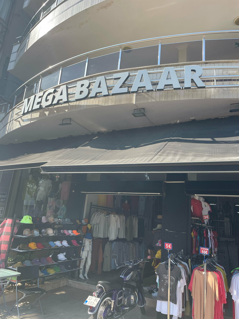 Giyim mağazası Mega Bazaar Alanya, Alanya, foto