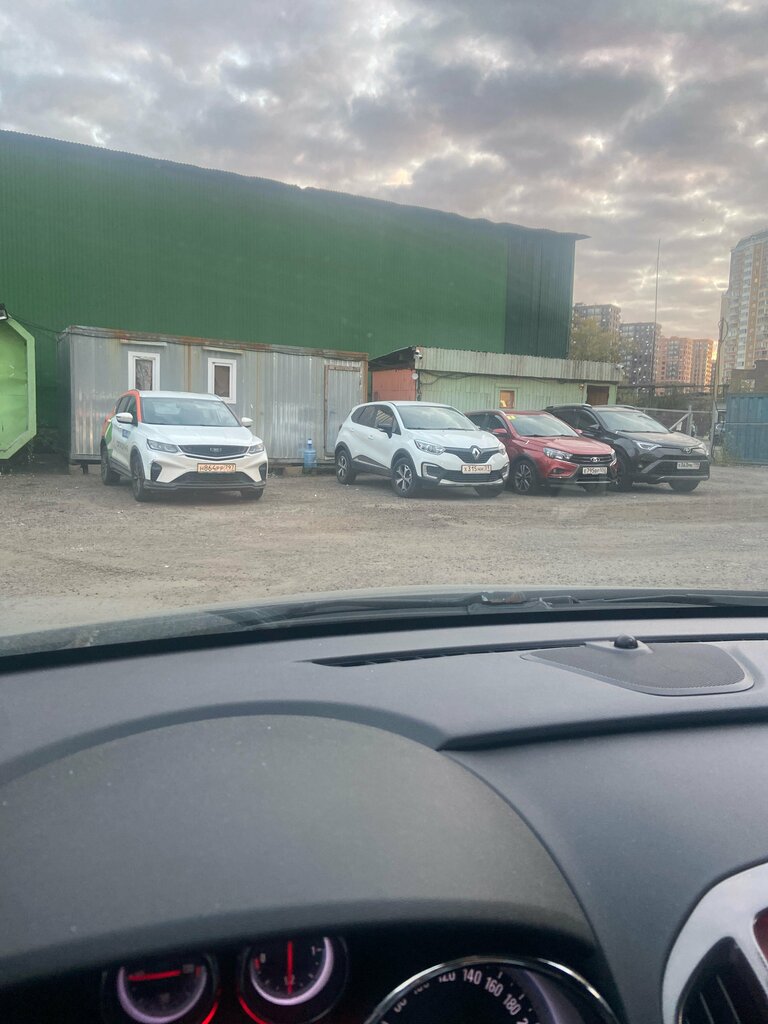 Yediemin otoparkları Спецстоянка Алди-ПластСтрой, Koroliov, foto