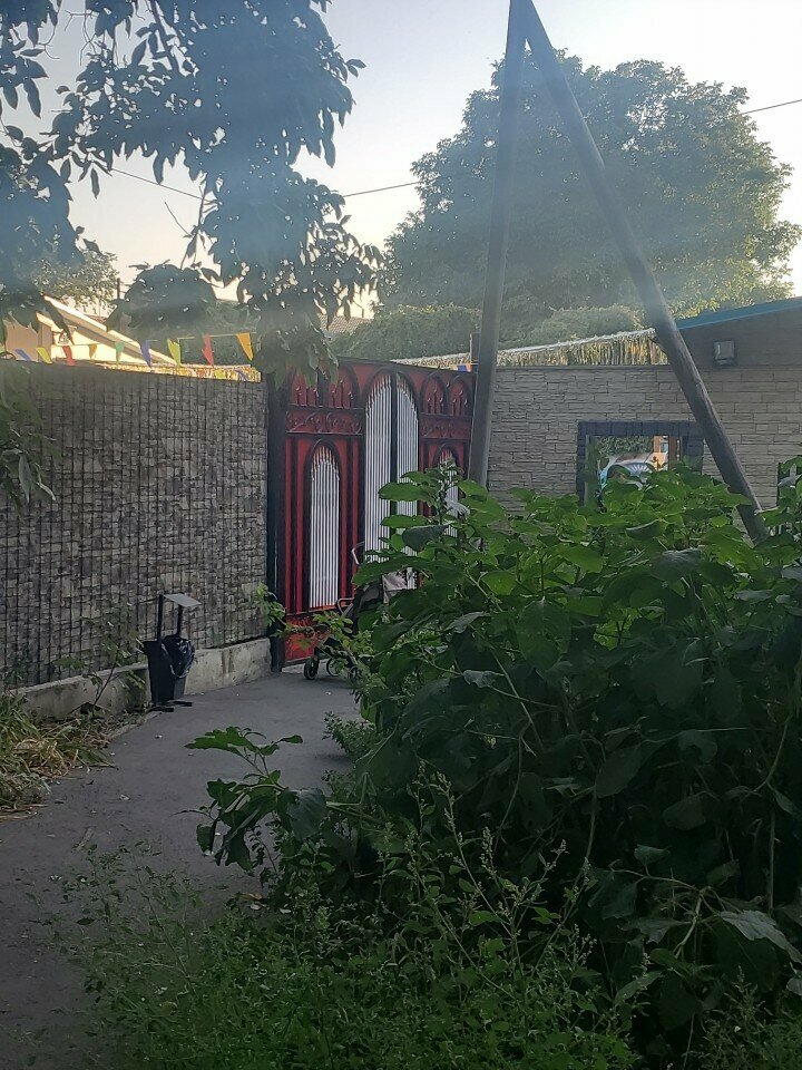 Anaokulları Almasadam, Almatı, foto