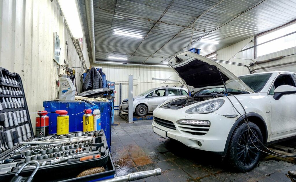 Oto lastik tamiri Tire service, Moskova, foto