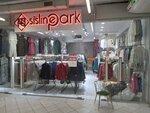 Sislinepark (Soltústik aınalym tas joly No:68/3), giyim mağazası  Almatı'dan