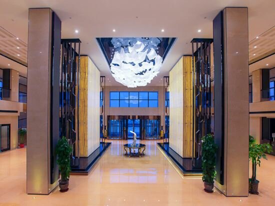 Otel Kaibang Hotel Golmud, Golmud, foto