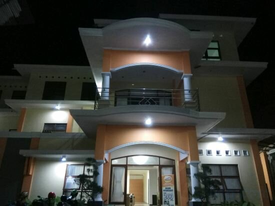 Otel RedDoorz Syariah @ Jalan Simpang Gajayana, Malang, foto