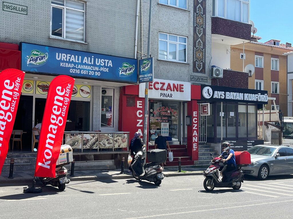 Eczaneler Hülyam Eczanesi, İstanbul, foto