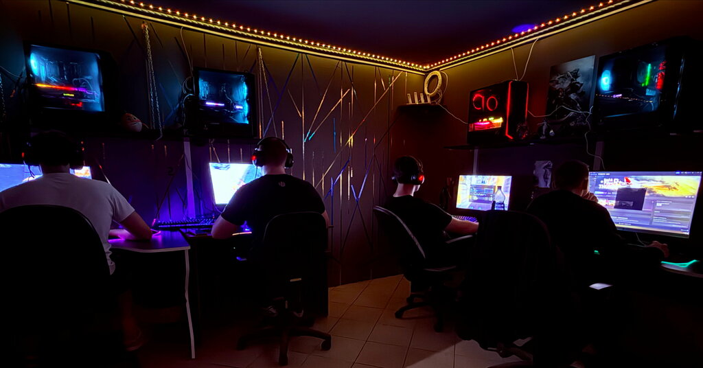 Bilgisayar kulübü Cyber player club, Kozelsk, foto