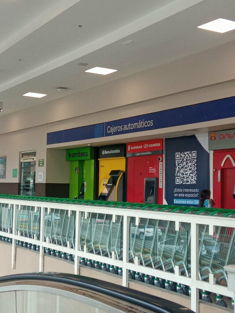 ATM'ler Cajero Servibanca Kr 32 Cl 18, Bogota, foto