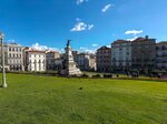 Authentic Porto Apartments (Rua do Comércio do Porto No:215), otel  Porto'dan