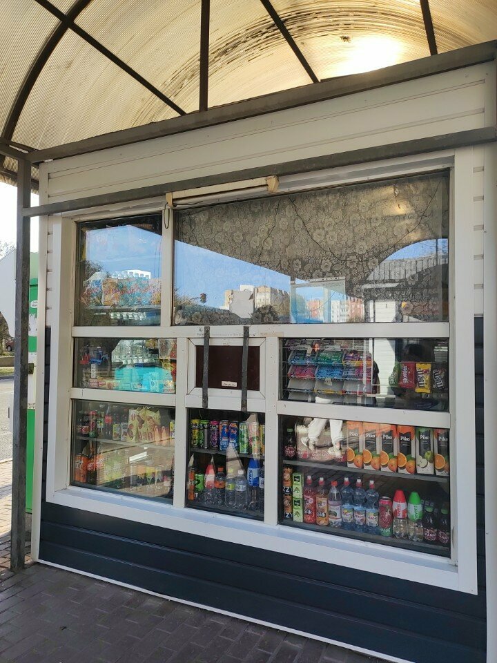 Market Azyk-Tülik Düngirşek, Karağandı, foto